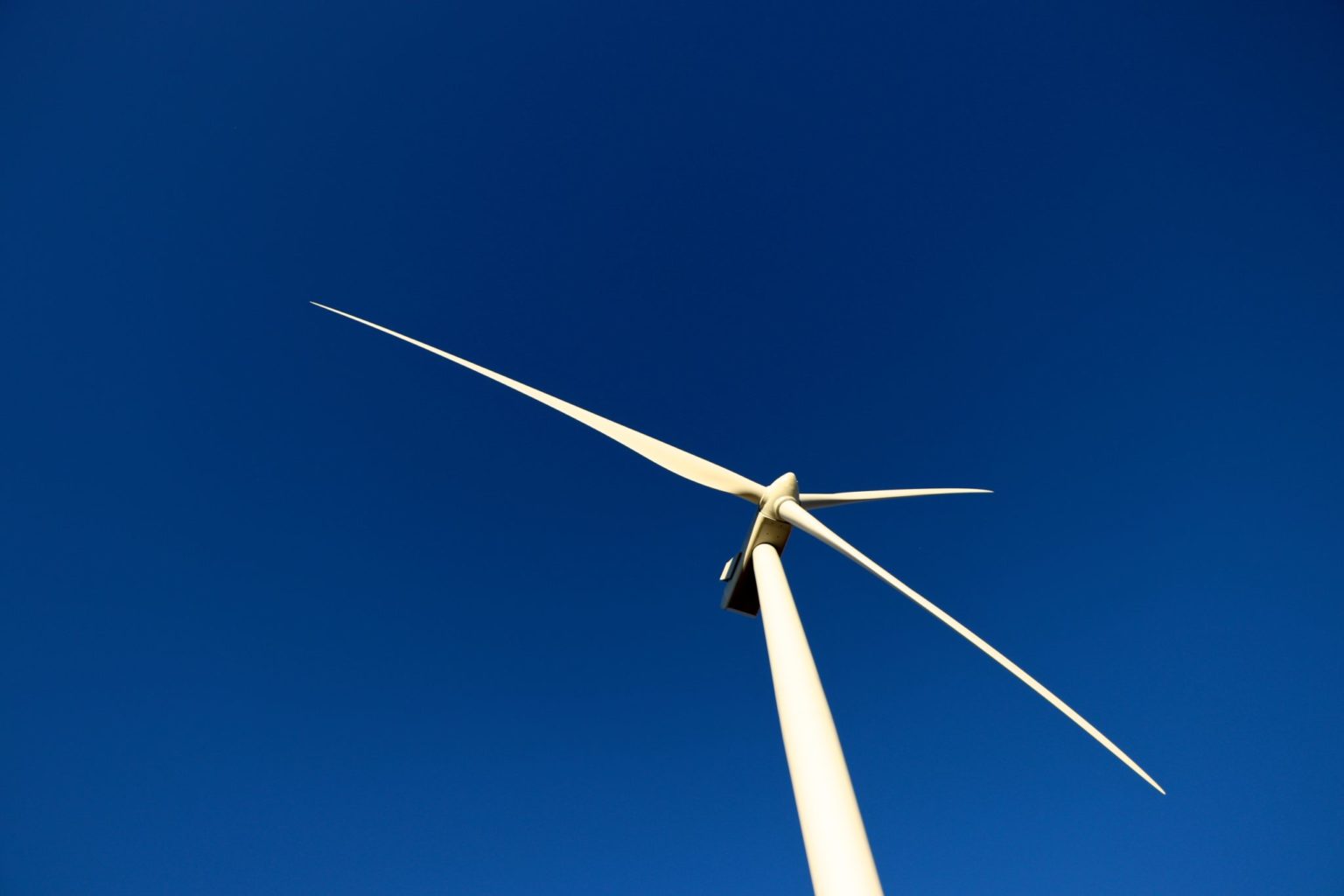 About Us | Apex Clean Energy