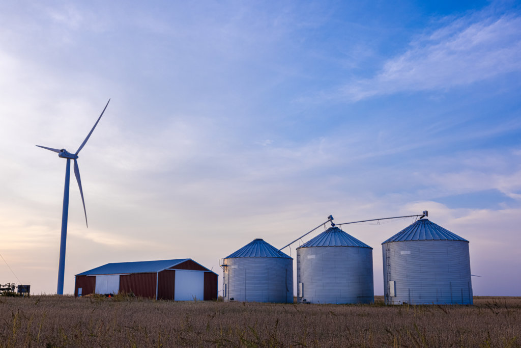 Apex’s Great Pathfinder Wind Project Expands Meta’s Economic Investment ...