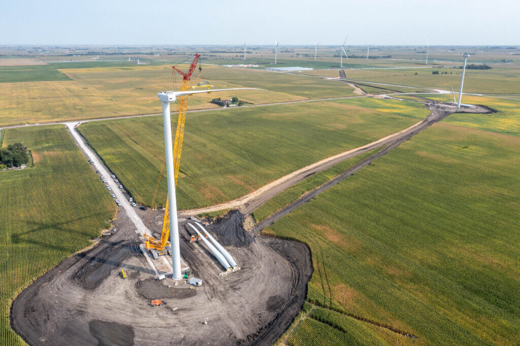 Renewable Energy Solutions | Apex Clean Energy